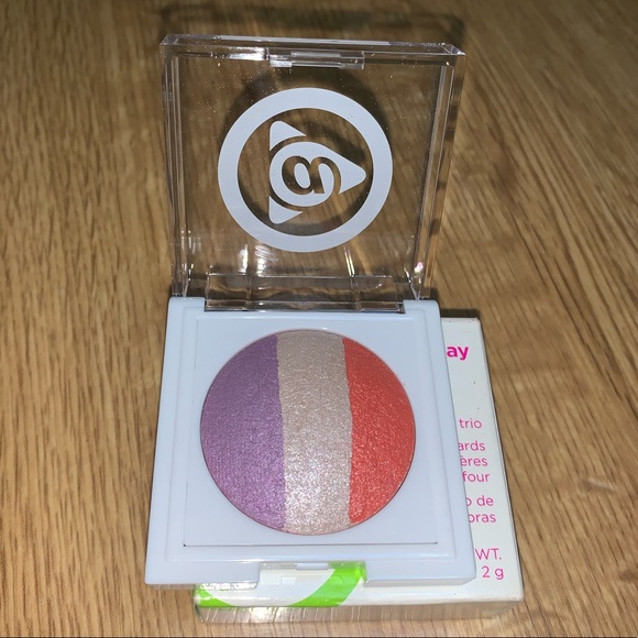 Mary Kay | Makeup | Nib Mary Kay Play Sunset Beach Baked Eye Trio ...